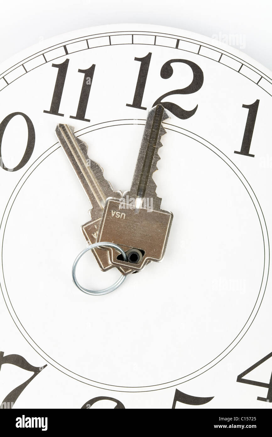 home key and clock, Real Estate Marketing Concept Stock Photo - Alamy