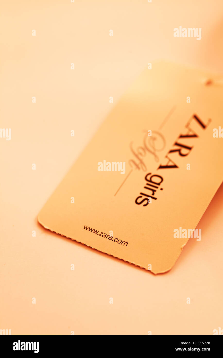 Zara online hi-res stock photography and images - Alamy