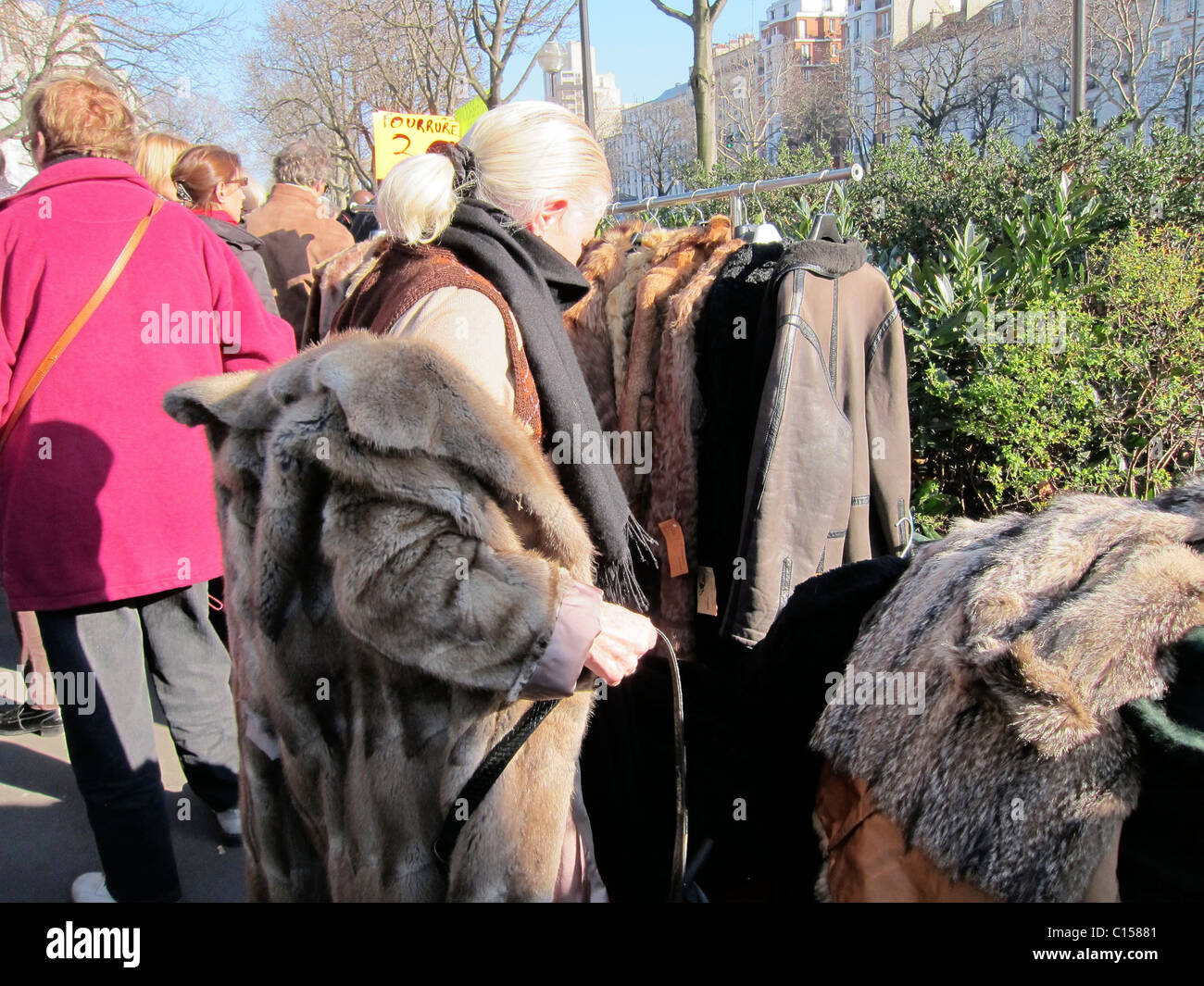Furs coat hi-res stock photography and images - Alamy