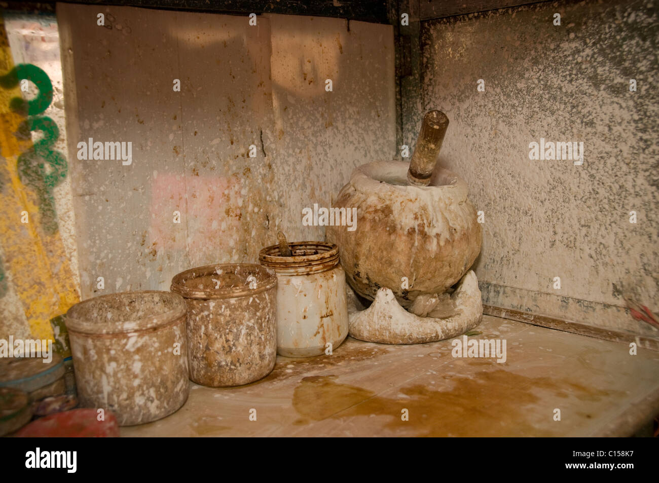 Slaked lime hi-res stock photography and images - Alamy