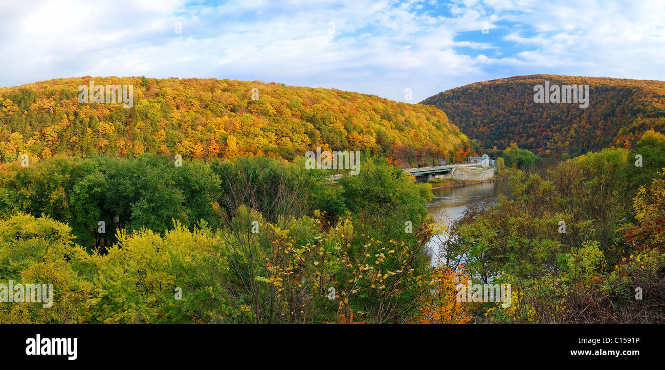 Delaware Water Gap panorama in Autumn with colorful foliage with forest ...