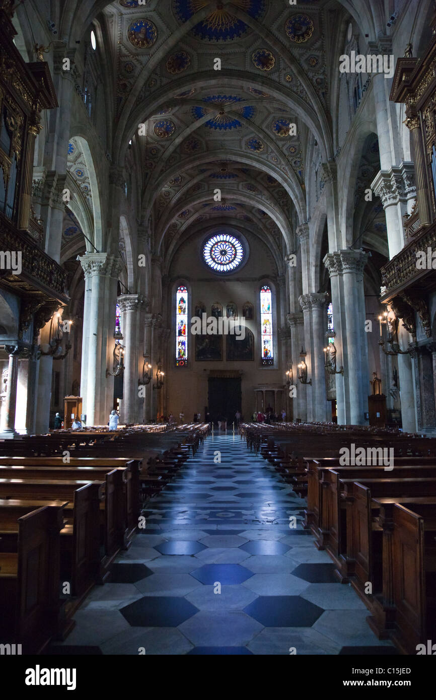 Italy, Como, the Cathedral ( the Duomo ) inside Stock Photo - Alamy