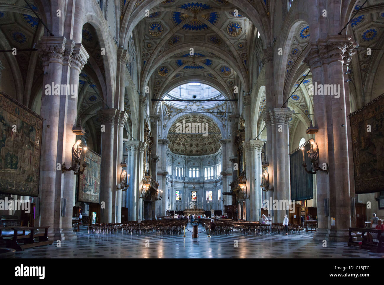Italy, Como, the Cathedral ( the Duomo ) inside Stock Photo - Alamy