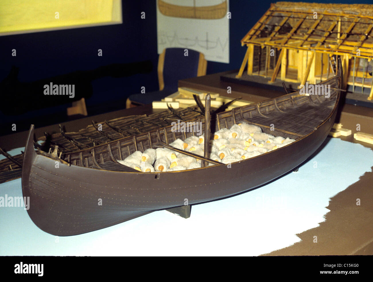 Cattle ship hi-res stock photography and images - Alamy