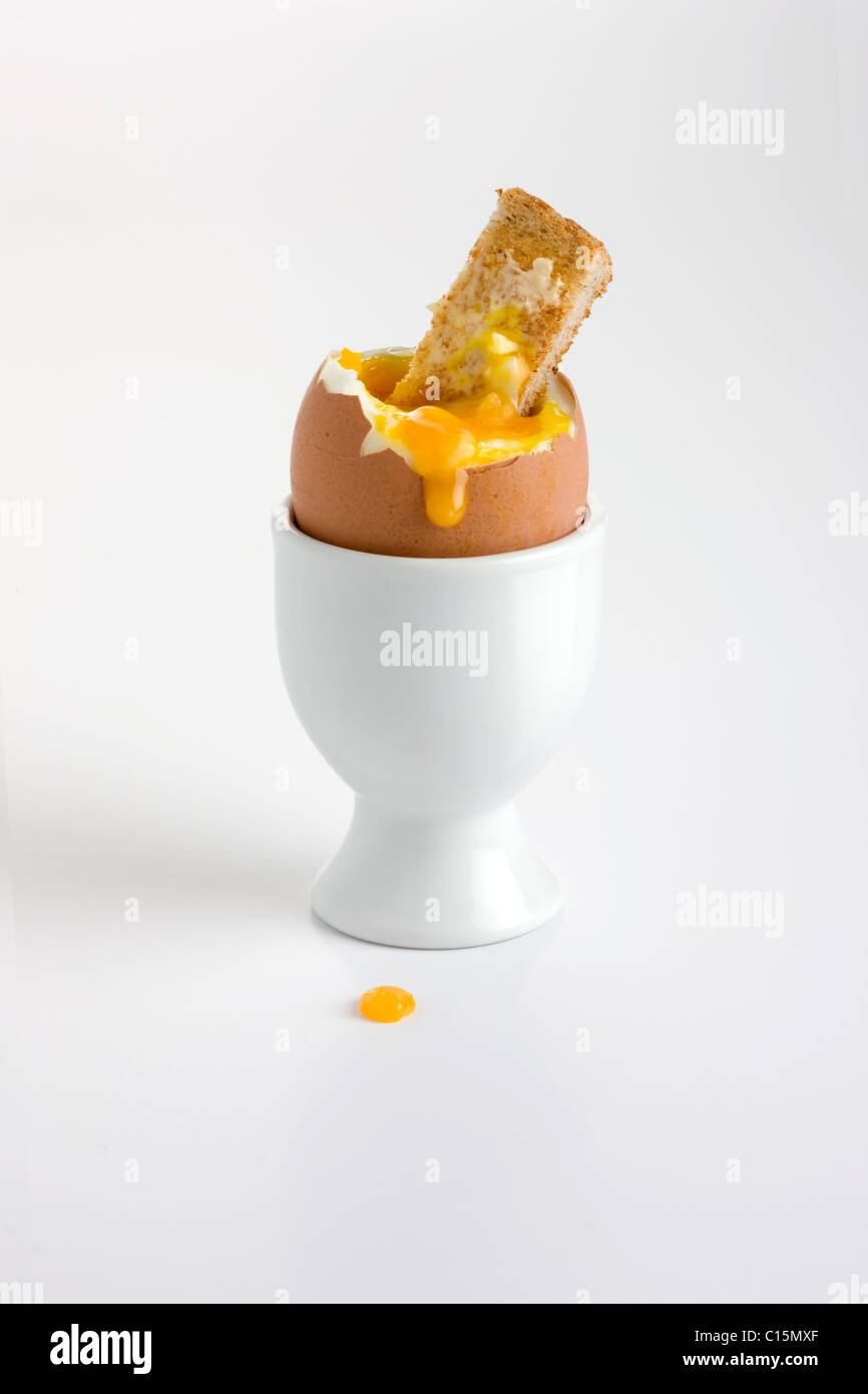 Dripping egg hi-res stock photography and images - Alamy