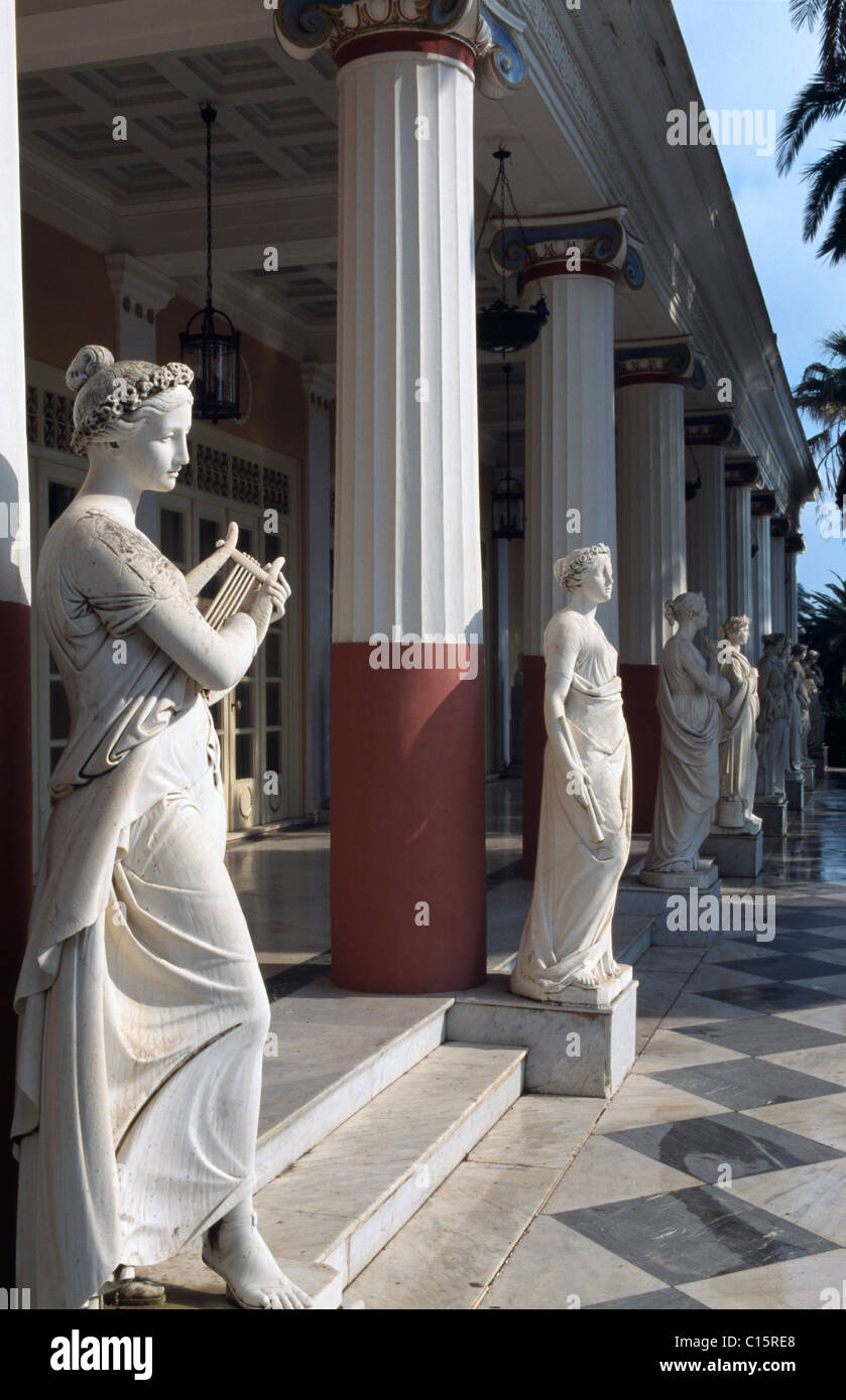 Historical figures of corfu hi-res stock photography and images - Alamy