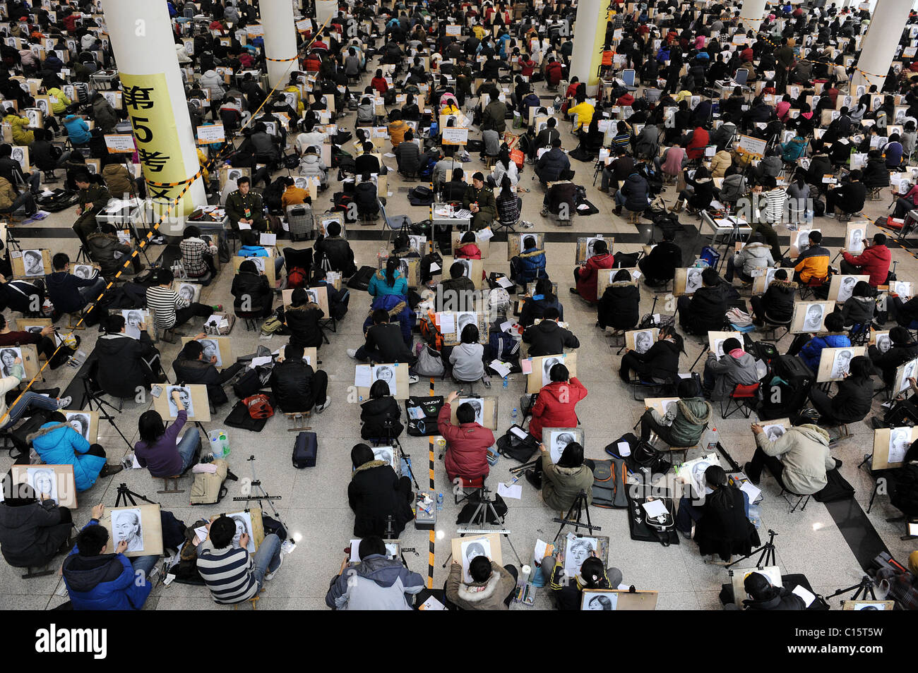 PICTURE THIS! More than 7,000 art students cram into a conference ...