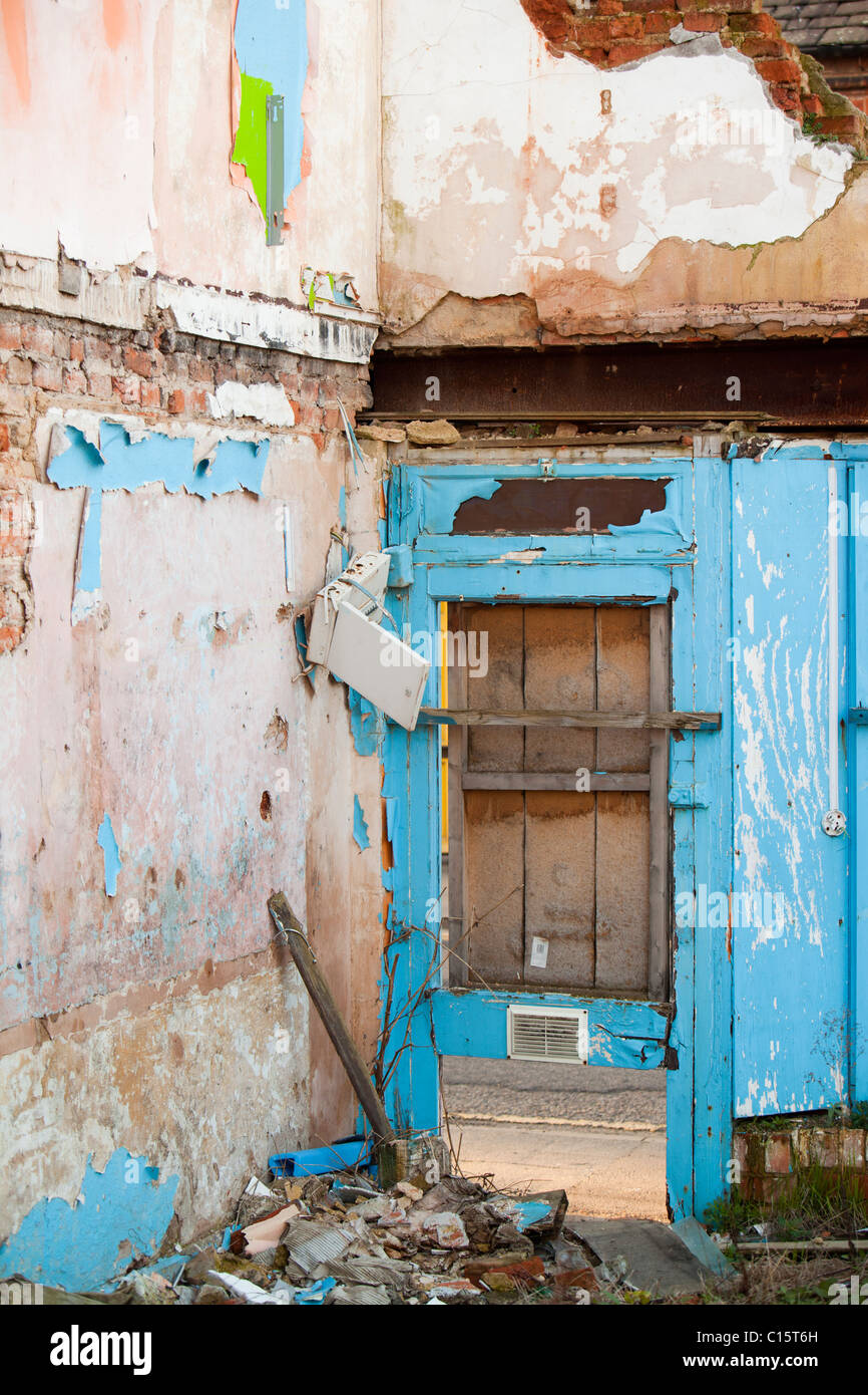Doorway demolished hi-res stock photography and images - Alamy