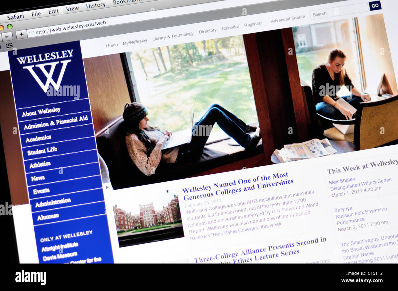 Screenshot college website hi-res stock photography and images - Alamy