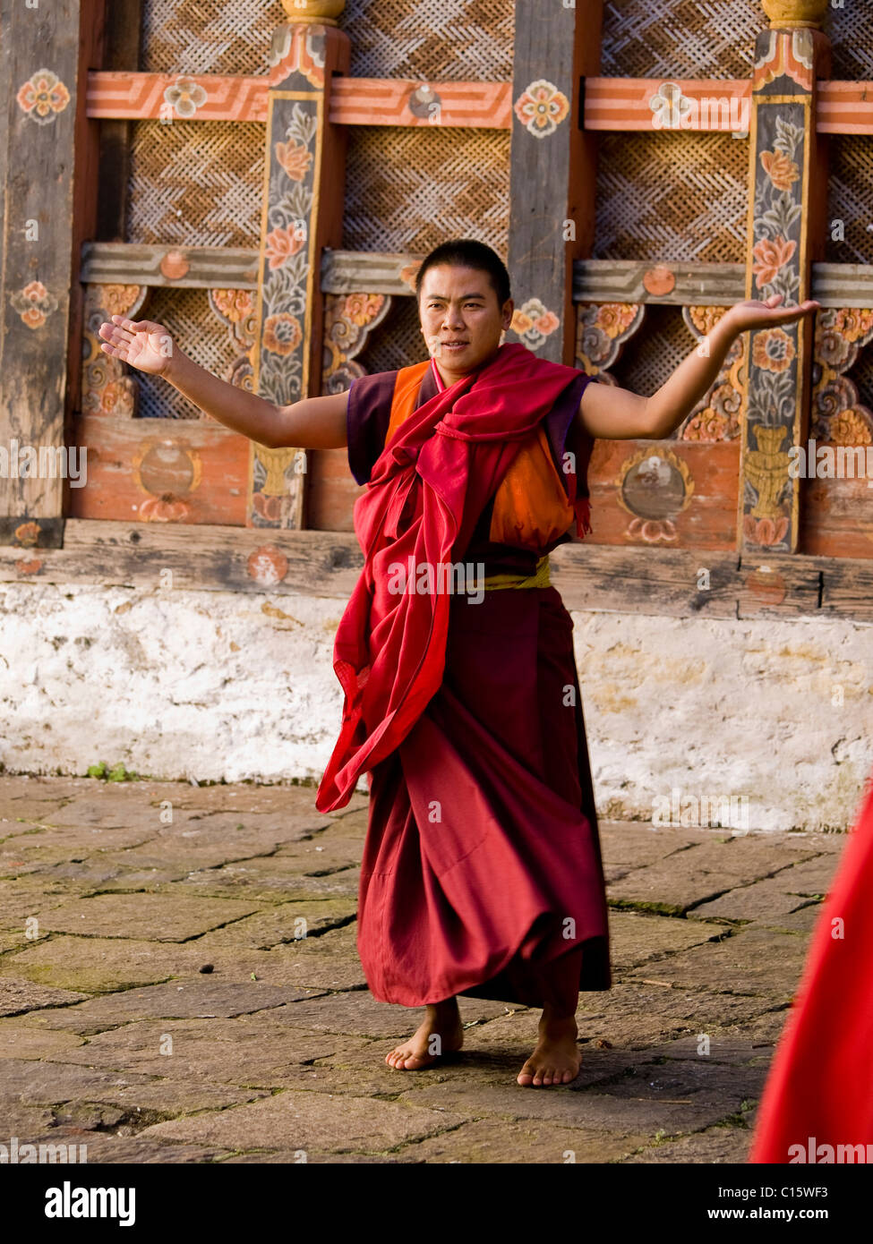 Monks dancing in the Jakar Dzong in Bumthang Stock Photo - Alamy