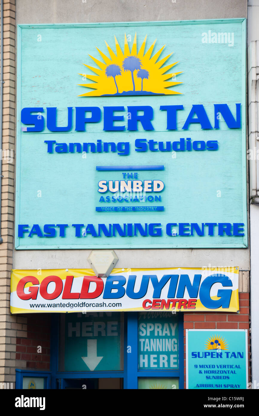 Tanning shop hi-res stock photography and images - Alamy