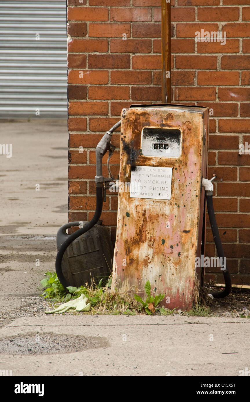 Rusty old pump hi-res stock photography and images - Alamy