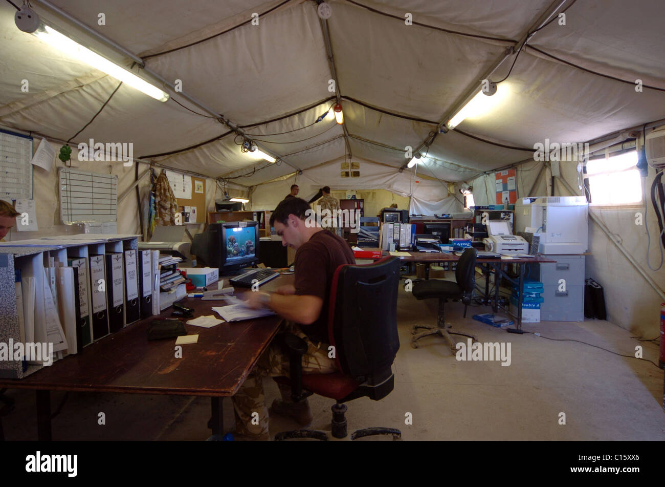 army soldier using a computer Stock Photo - Alamy