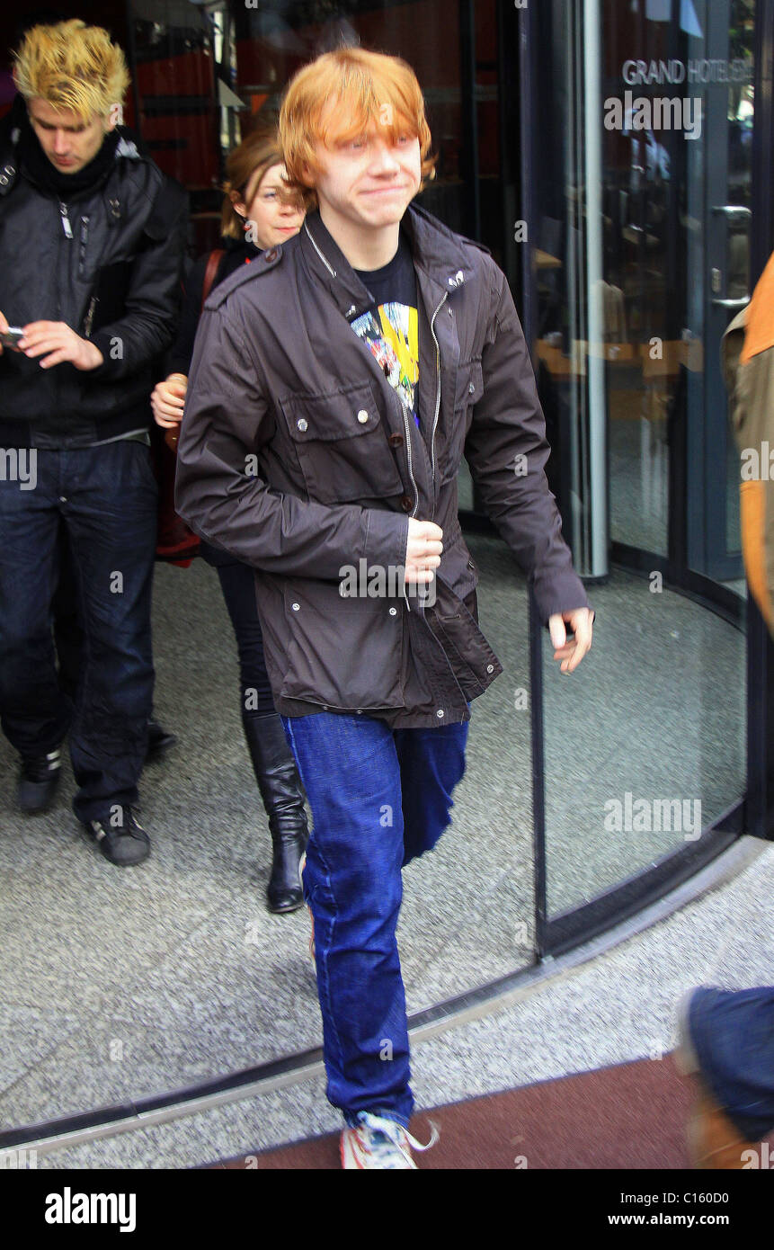 Rupert Grint leaving his hotel on his way to the world premiere of his ...