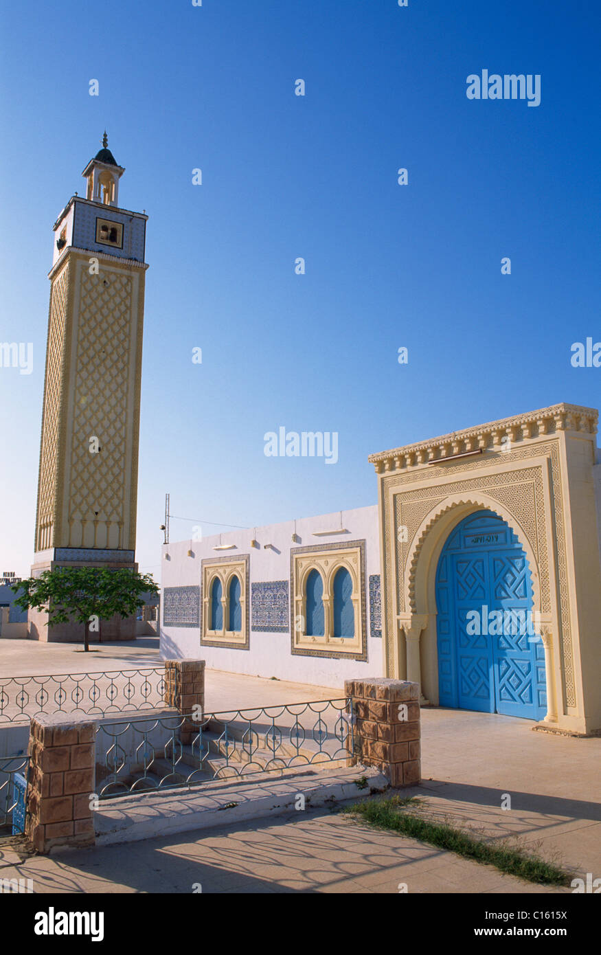 Mosque, Zarzis, Djerba, Tunisia, Africa Stock Photo - Alamy
