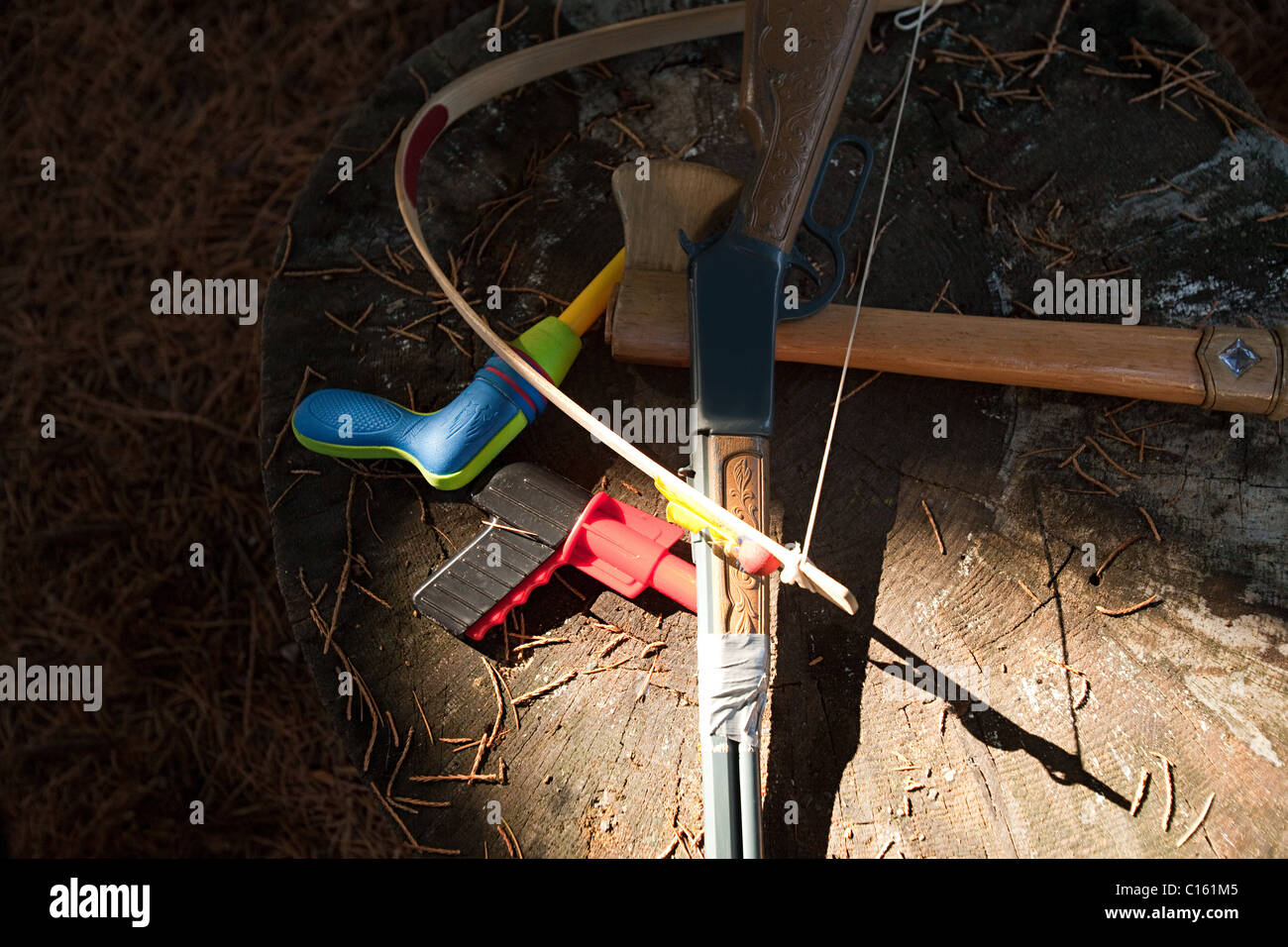 Toy cowboy bow and arrow Stock Photo - Alamy