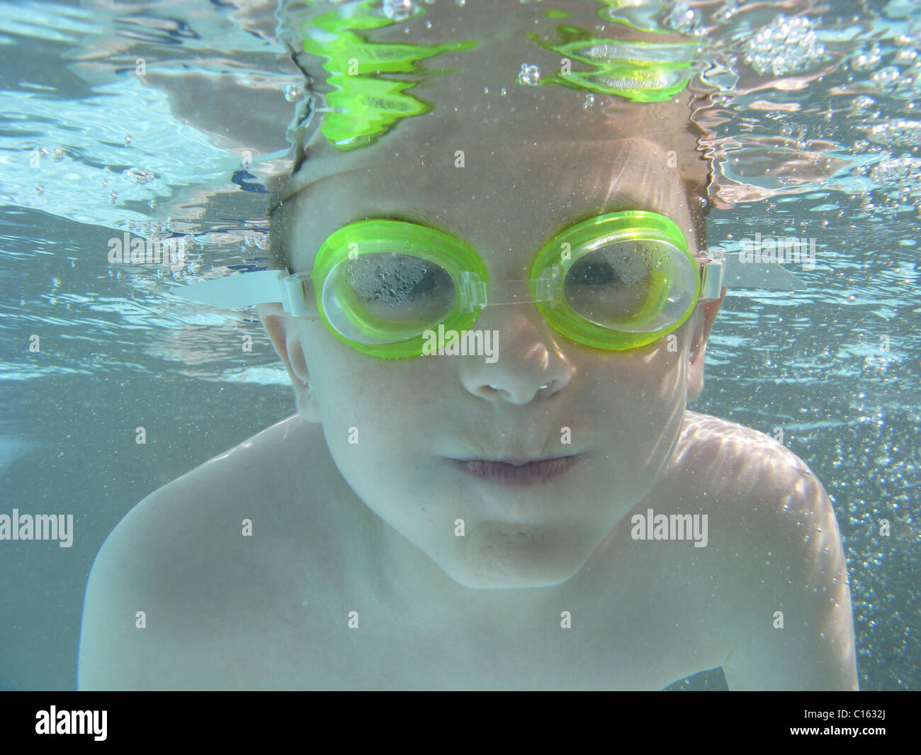 Boy reflection water looking hi-res stock photography and images - Alamy