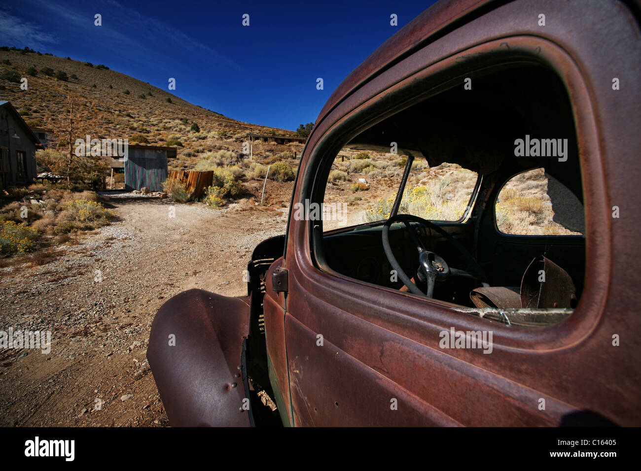 car wreck in death valley Stock Photo - Alamy