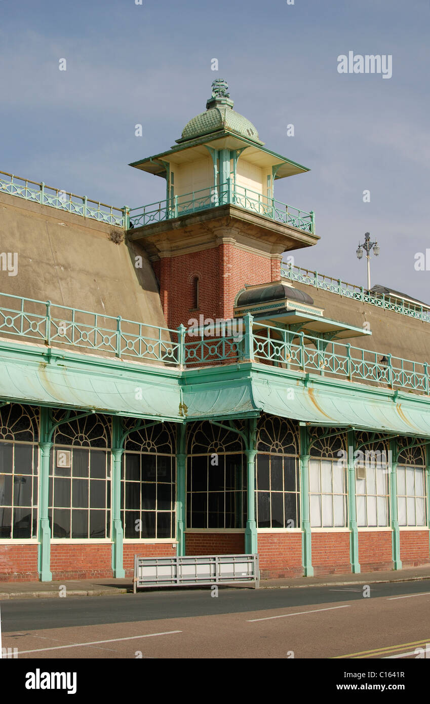 Elevator (lift) building on promenade at Brighton beach. East Sussex ...