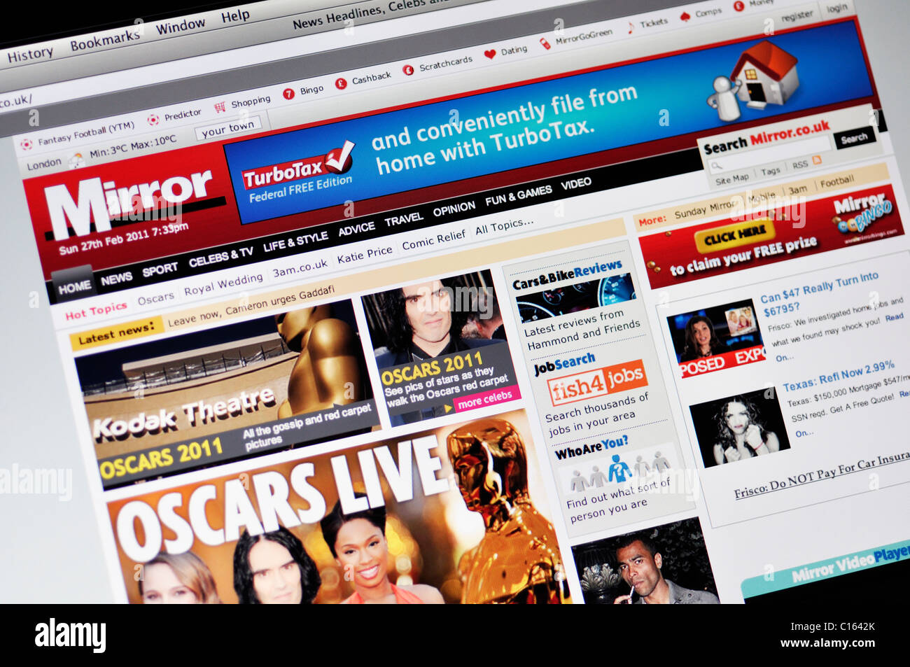 Mirror newspaper hi-res stock photography and images - Alamy