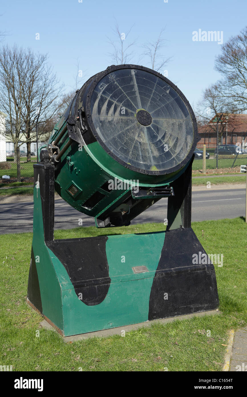 Ww2 searchlight hi-res stock photography and images - Alamy