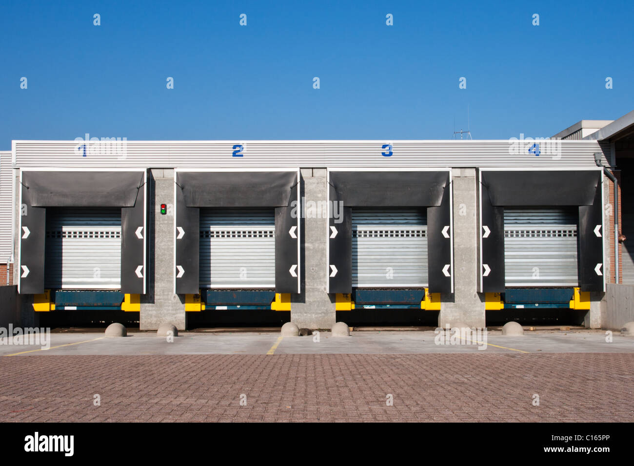 Transloading cargo at dock hi-res stock photography and images - Alamy
