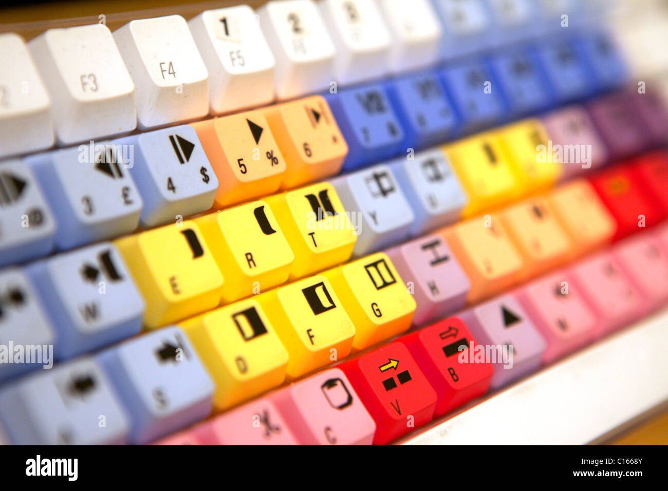 Tv editing television edit suite hi-res stock photography and images ...