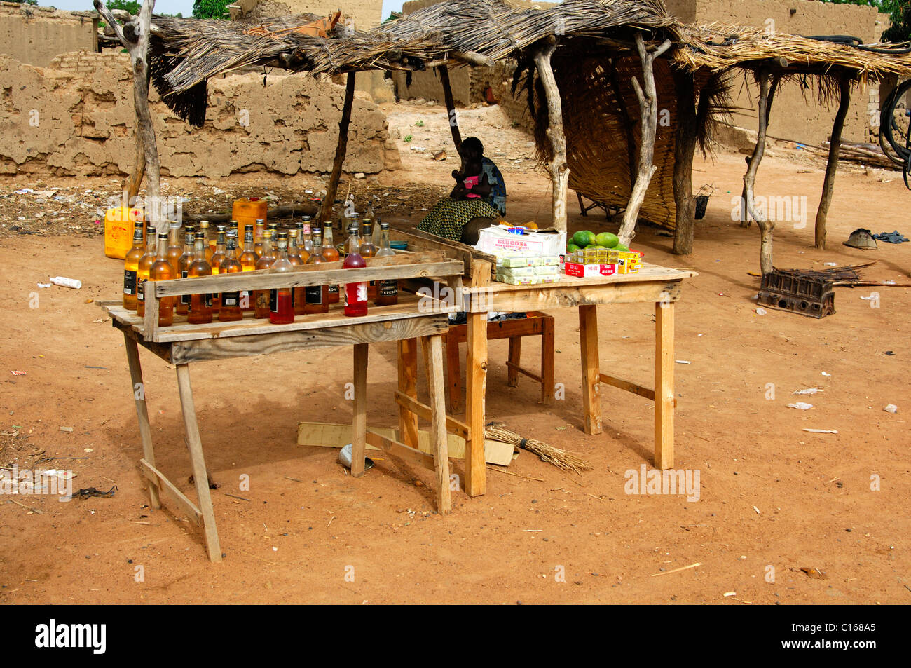 Makeshift High Resolution Stock Photography and Images - Alamy