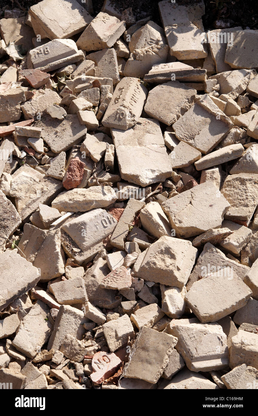 Recycled brick hi-res stock photography and images - Alamy