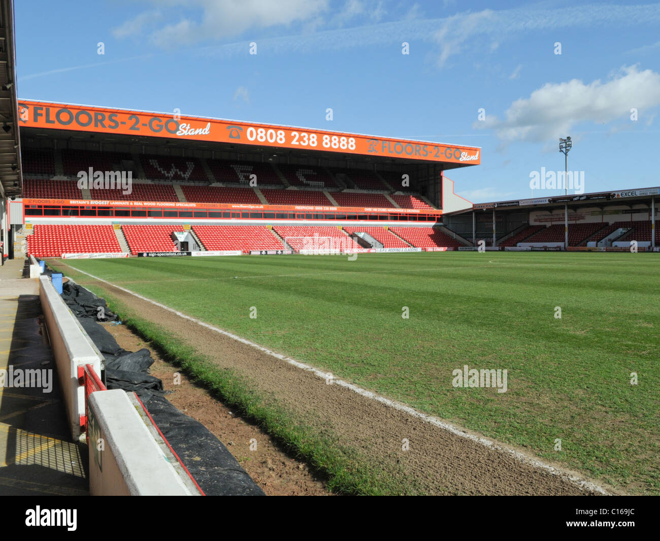 Walsall football club hi-res stock photography and images - Alamy