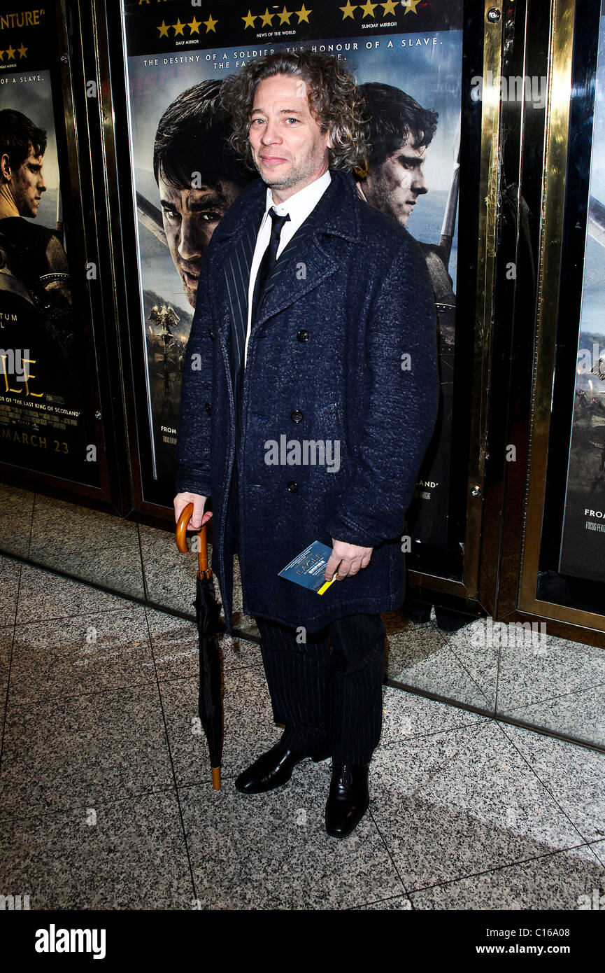 Dexter fletcher hi-res stock photography and images - Alamy