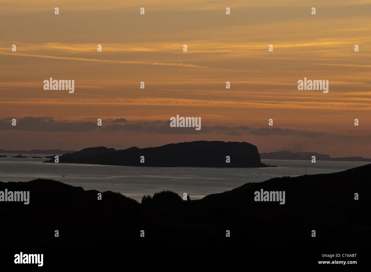Scottish island sunset hi-res stock photography and images - Alamy