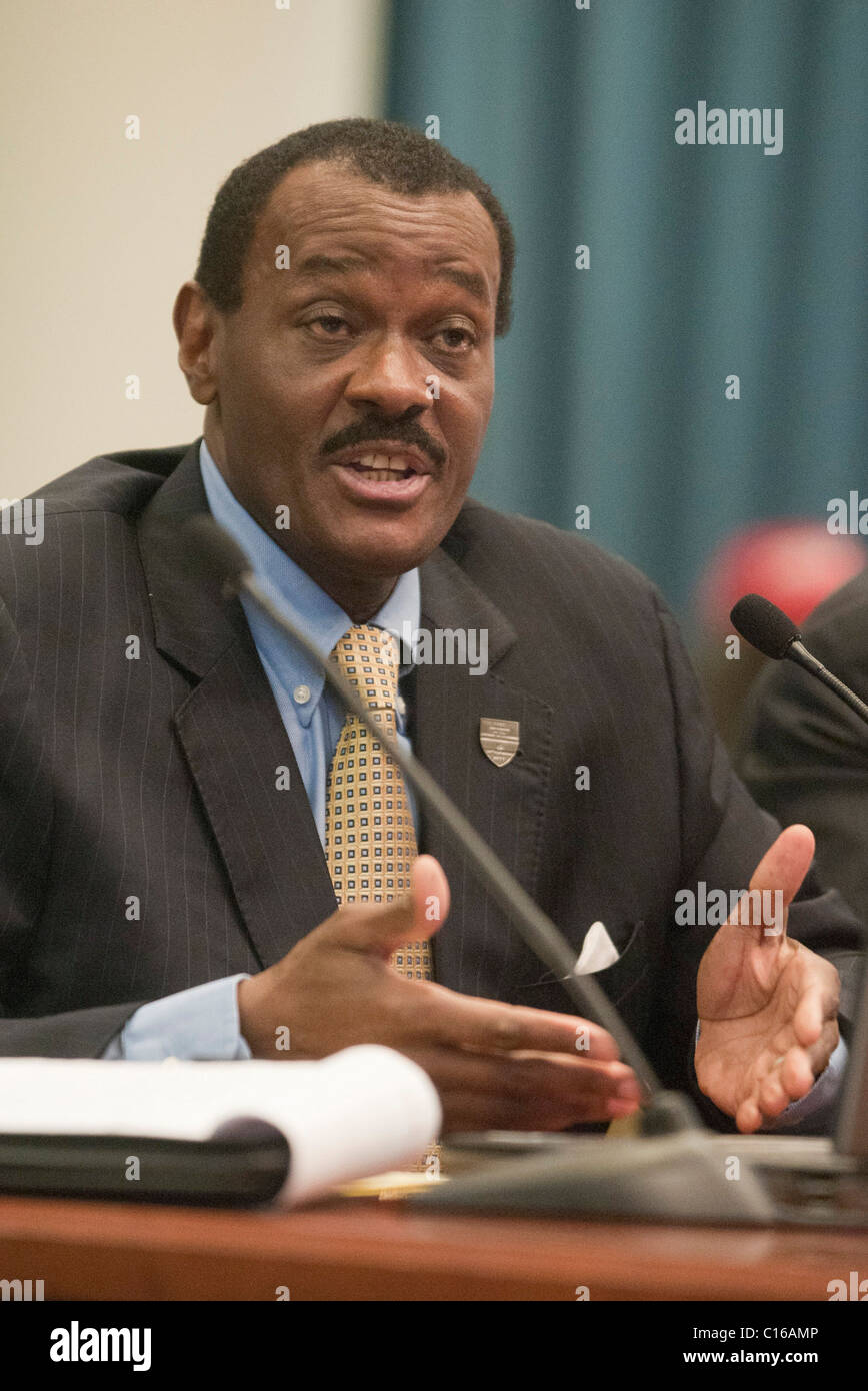 Hearing council hi-res stock photography and images - Alamy