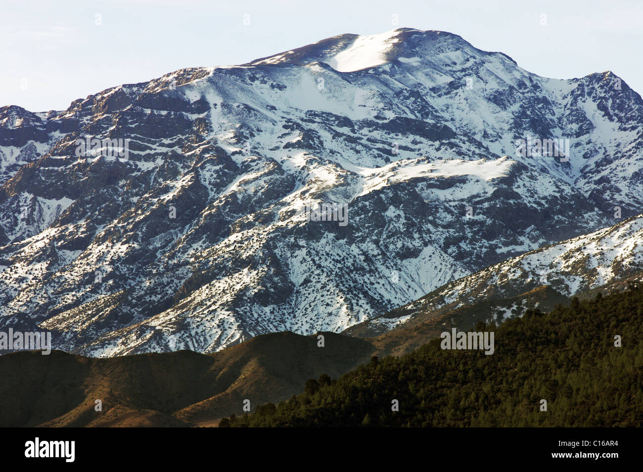 Morocco snow atlas hi-res stock photography and images - Alamy