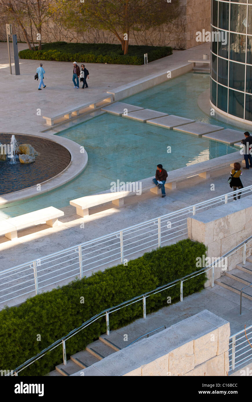 Water Feature in Museum Courtyard Stock Photo - Alamy