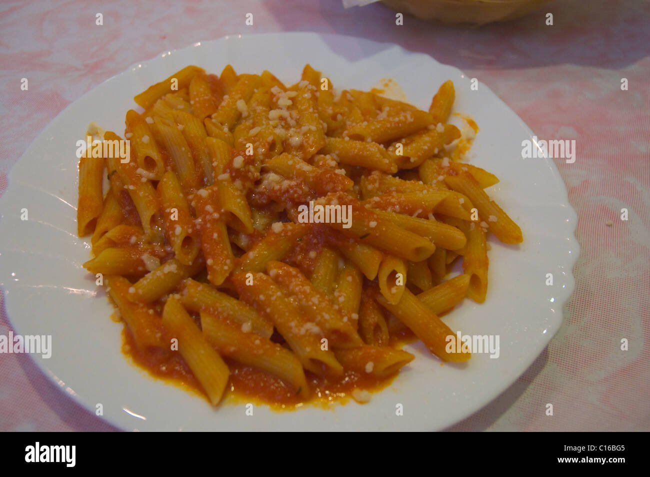 Pasta with tomato sauce Trattoria al Buco restaurant central Noto ...