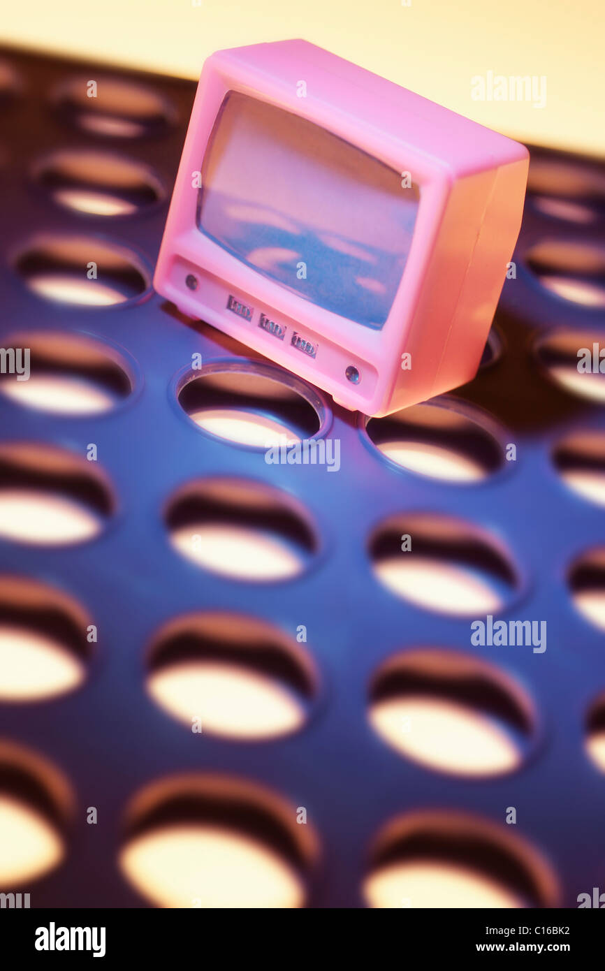 Spielzeugfernseher hi-res stock photography and images - Alamy