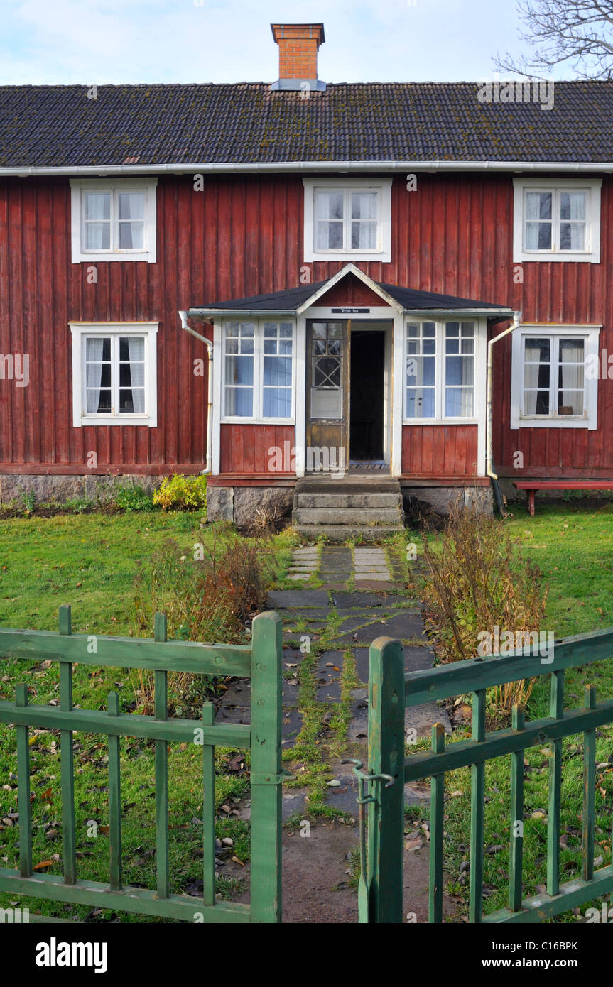 Redpaint hi-res stock photography and images - Alamy