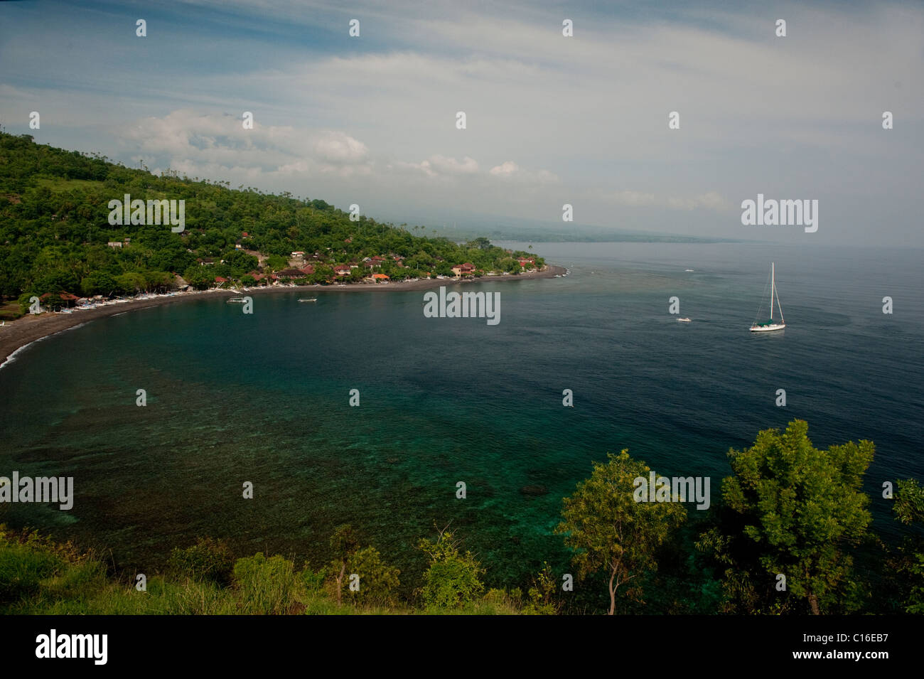 Jemeluk bay underwater hi-res stock photography and images - Alamy