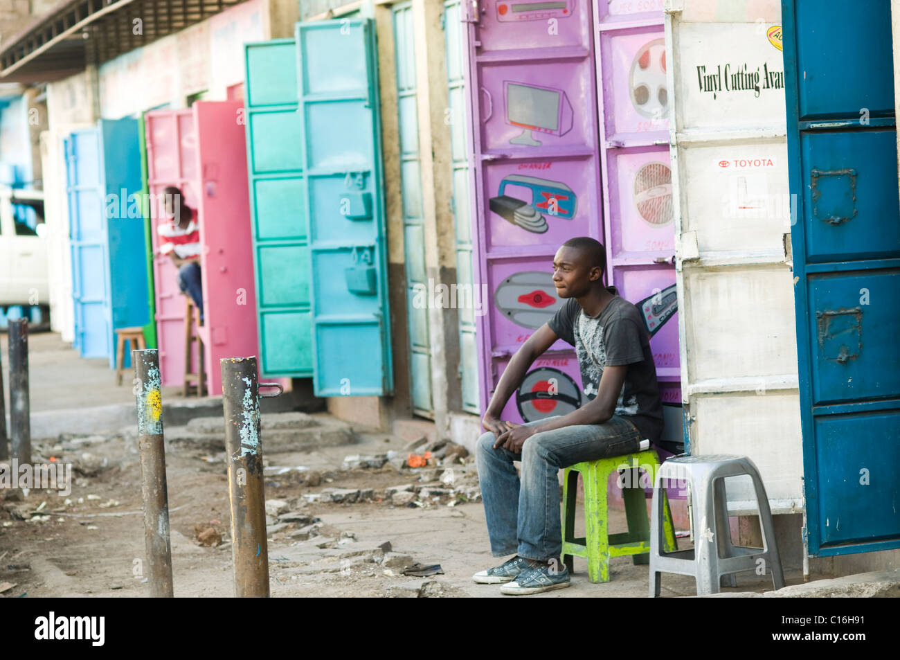 Slum scene near Nairobi River nairobi kenya Stock Photo - Alamy