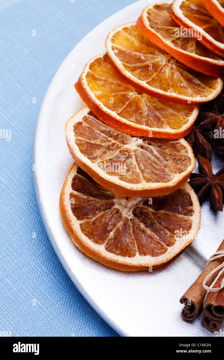Slices of orange and aniseed star hi-res stock photography and images ...