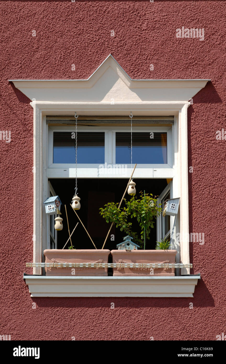 Decorated window frames hi-res stock photography and images - Alamy