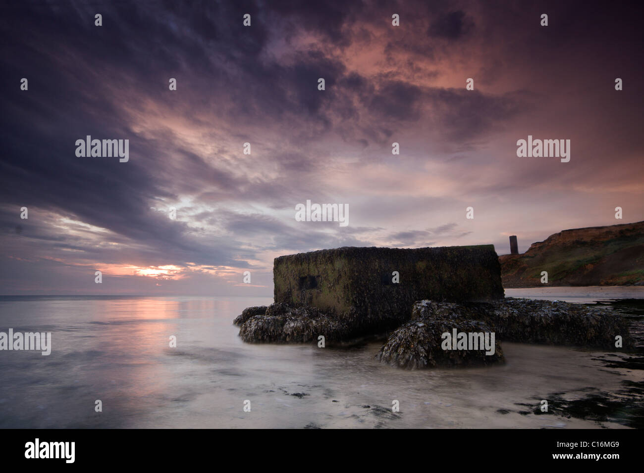 A pill box left over from world war 2 on the Essex coast Stock Photo ...