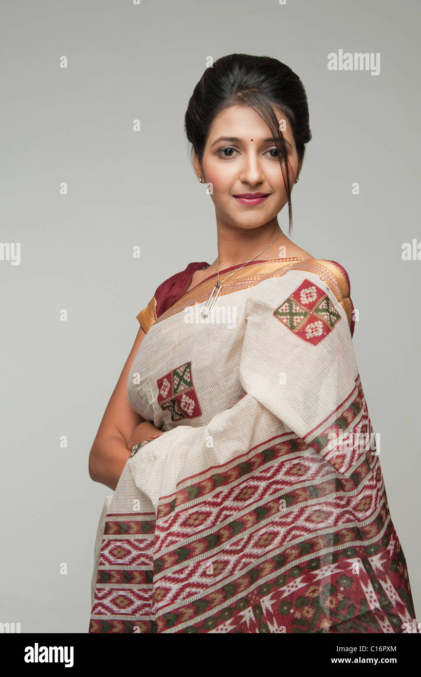 Portrait of a woman in a sari Stock Photo - Alamy