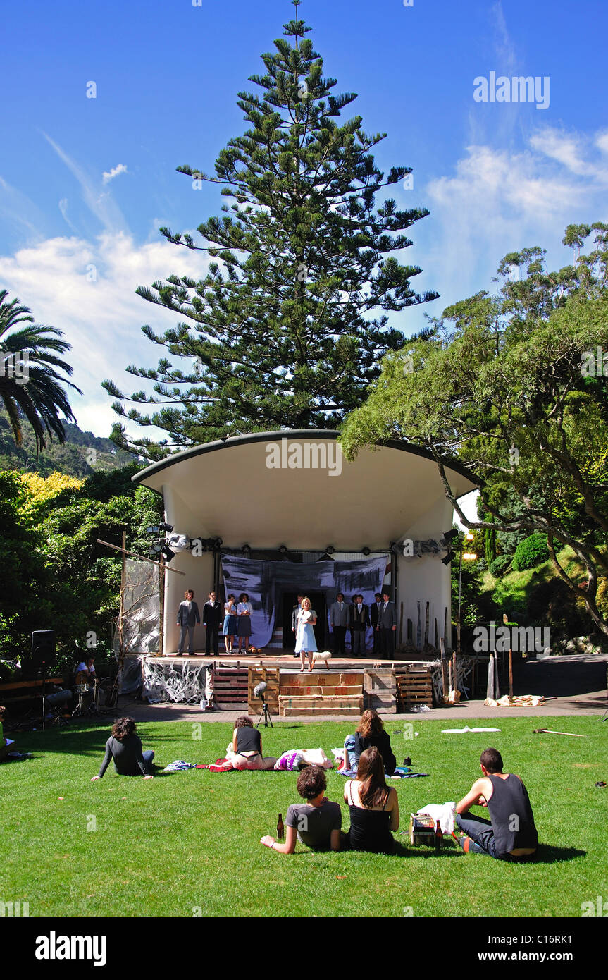 Sound shell theatre performance, Wellington Botanic Garden, City of ...