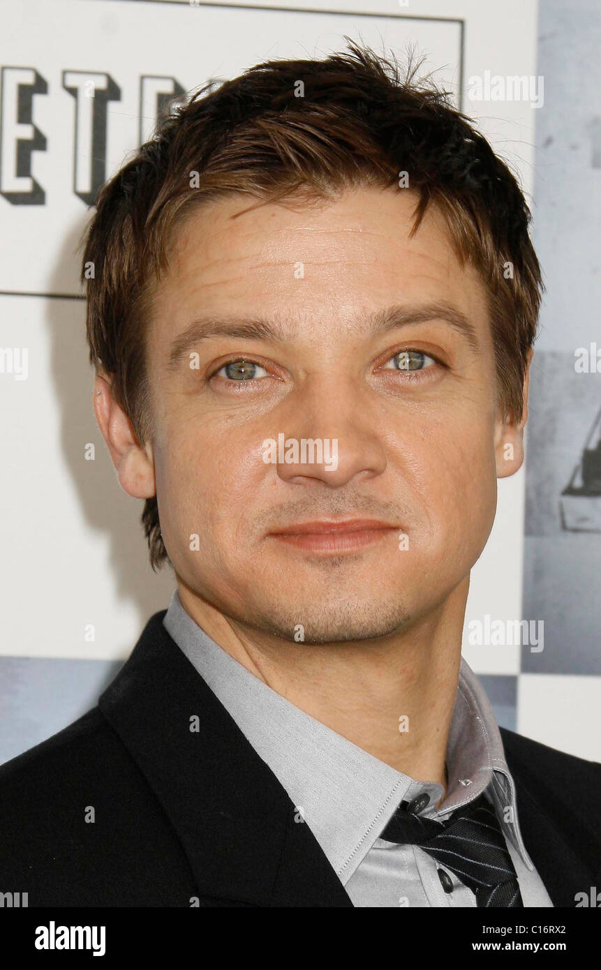Jeremy Renner 2009 Film Independent's Spirit Awards at the Santa Monica ...