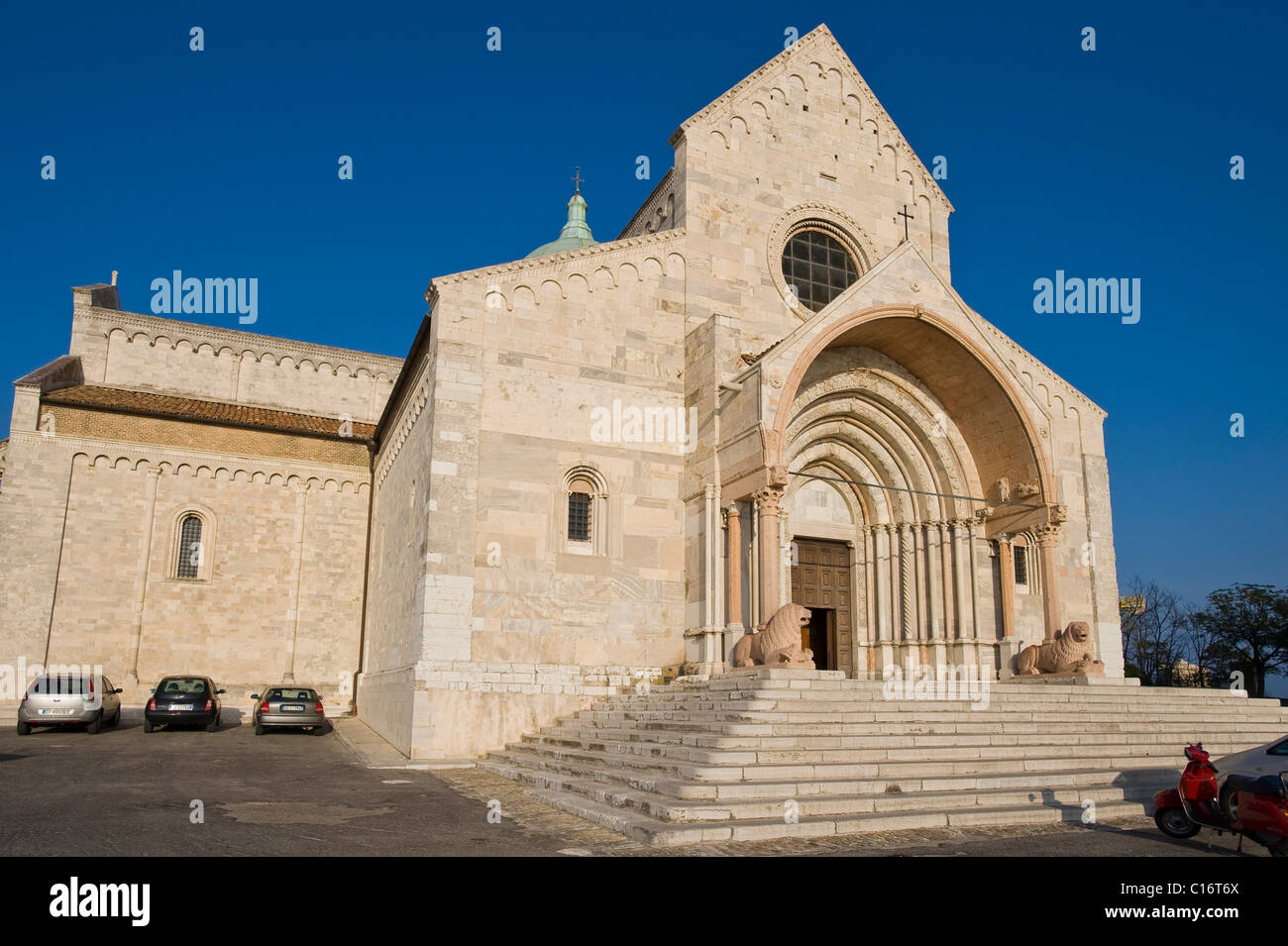 Ancona cathedral hi-res stock photography and images - Alamy
