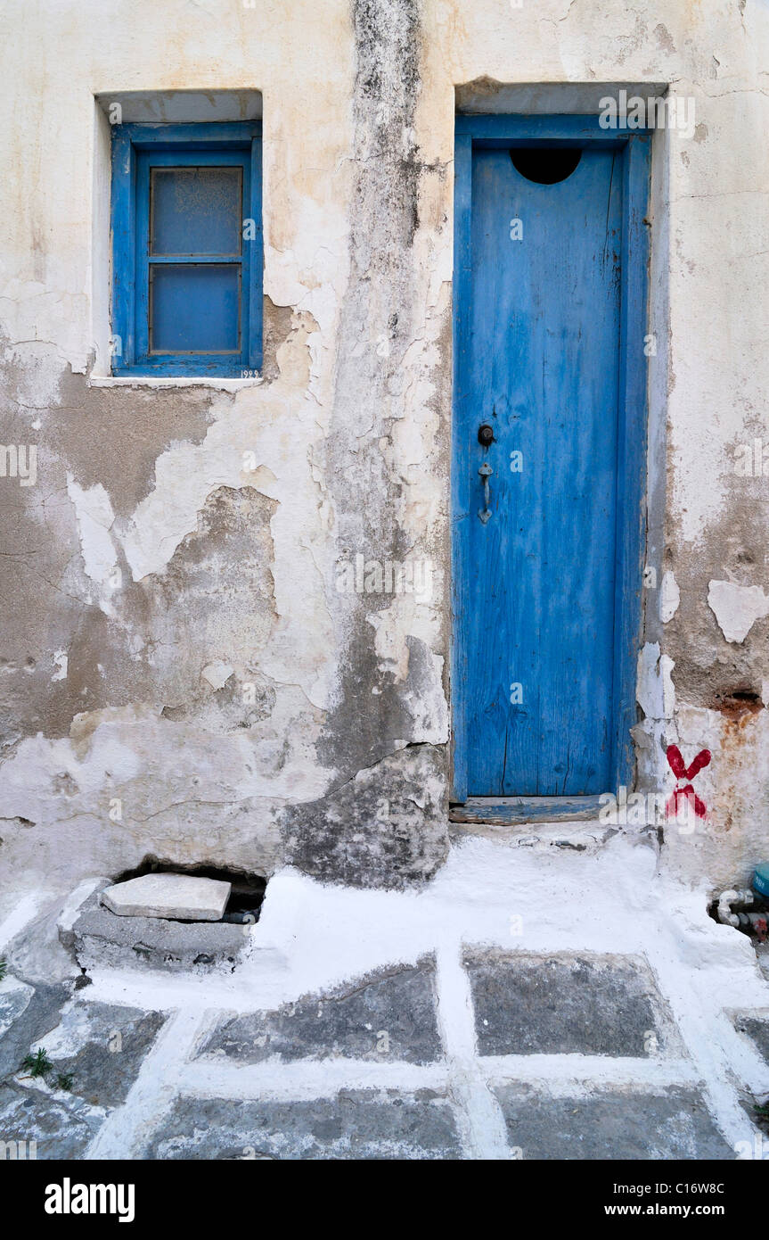 Old Green Front Door High Resolution Stock Photography and Images - Alamy