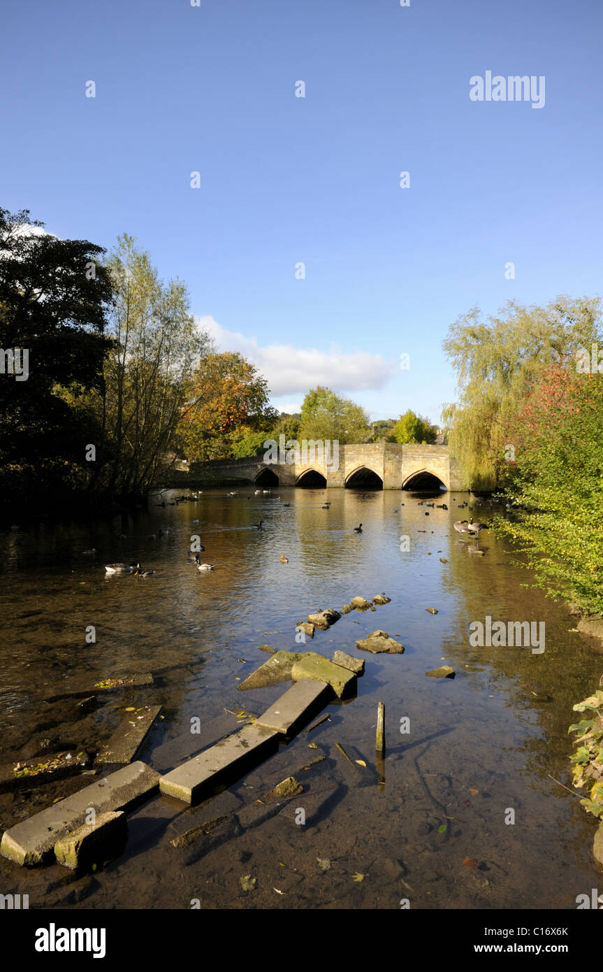 Bridge over River Wye in Bakewell - Peak District Stock Photo - Alamy