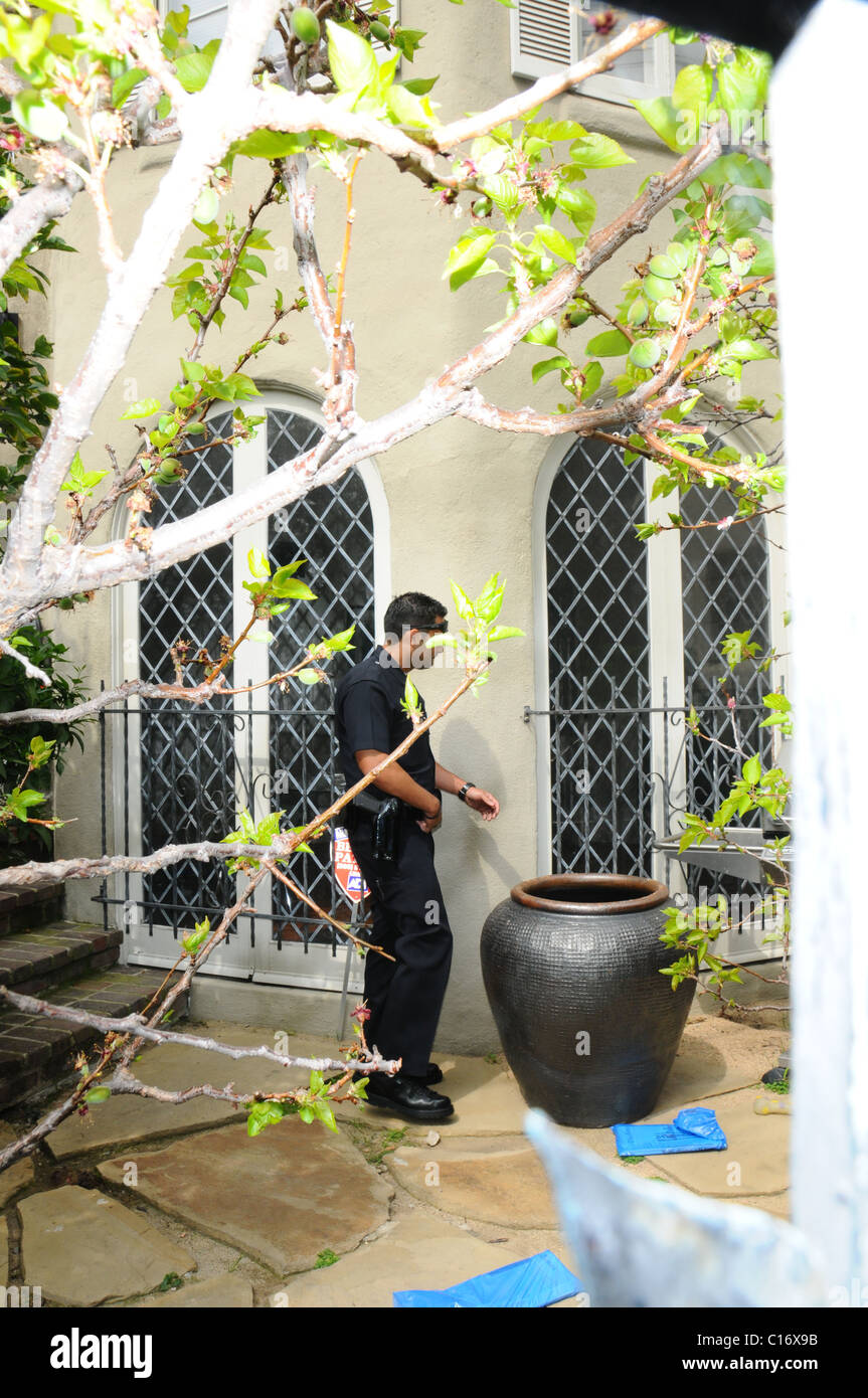 LOHAN AND RONSON FIGHT TURNS NASTY An argument between LINDSAY LOHAN ...